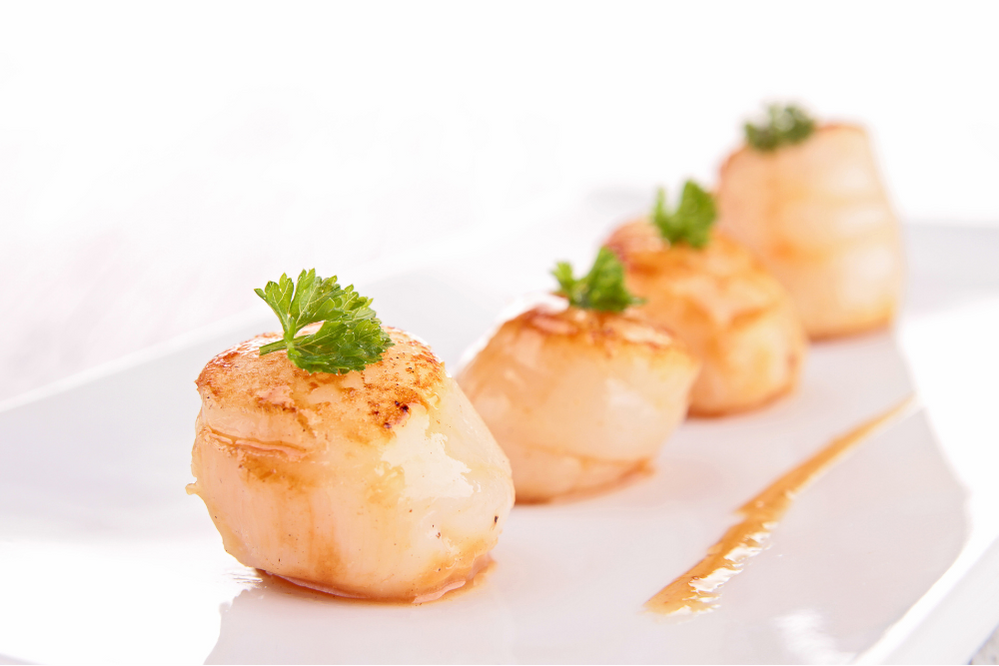 Buy Japanese Hokkaido Scallops (1kg | Large | Sashimi Grade For Cooking ...